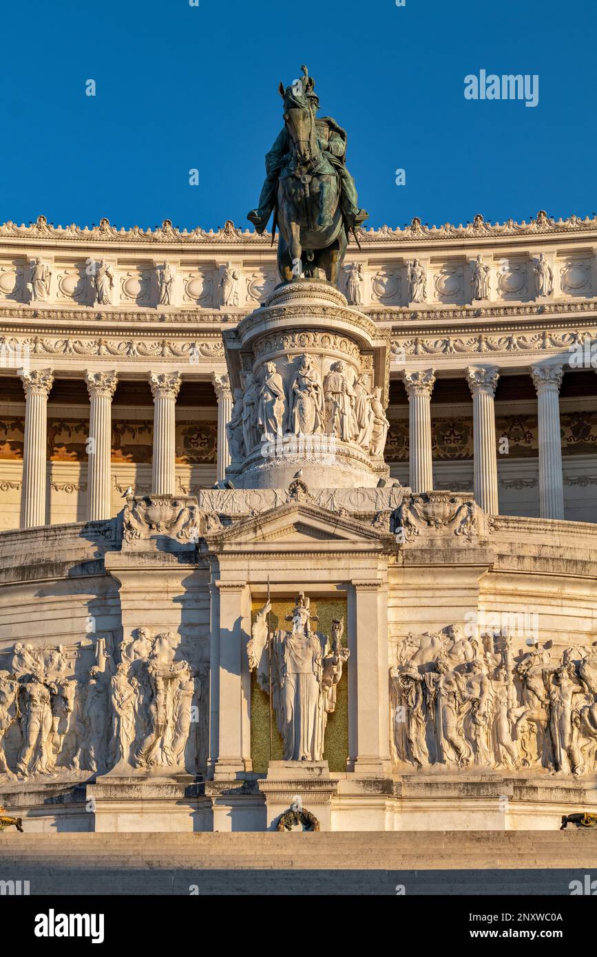 Equestrian statue of Vittorio Emanuele II, Rome, Italy Stock Photo - Alamy