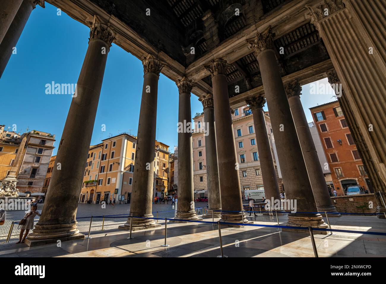 Pantheon at the Piazza della Rotonda in Rome, Italy Stock Photo - Alamy