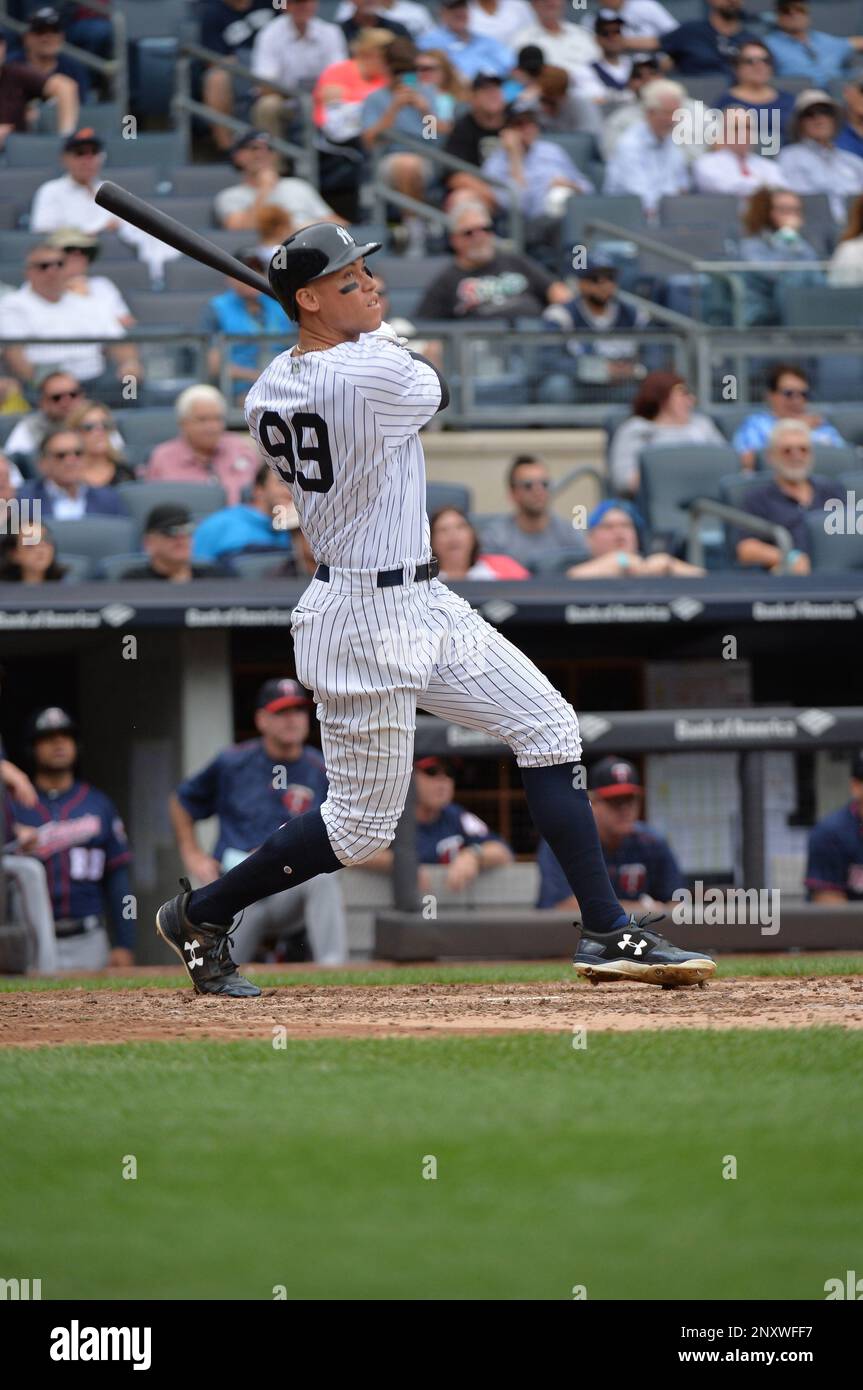 New York Yankees outfielder Aaron Judge (99) hits a home run during ...