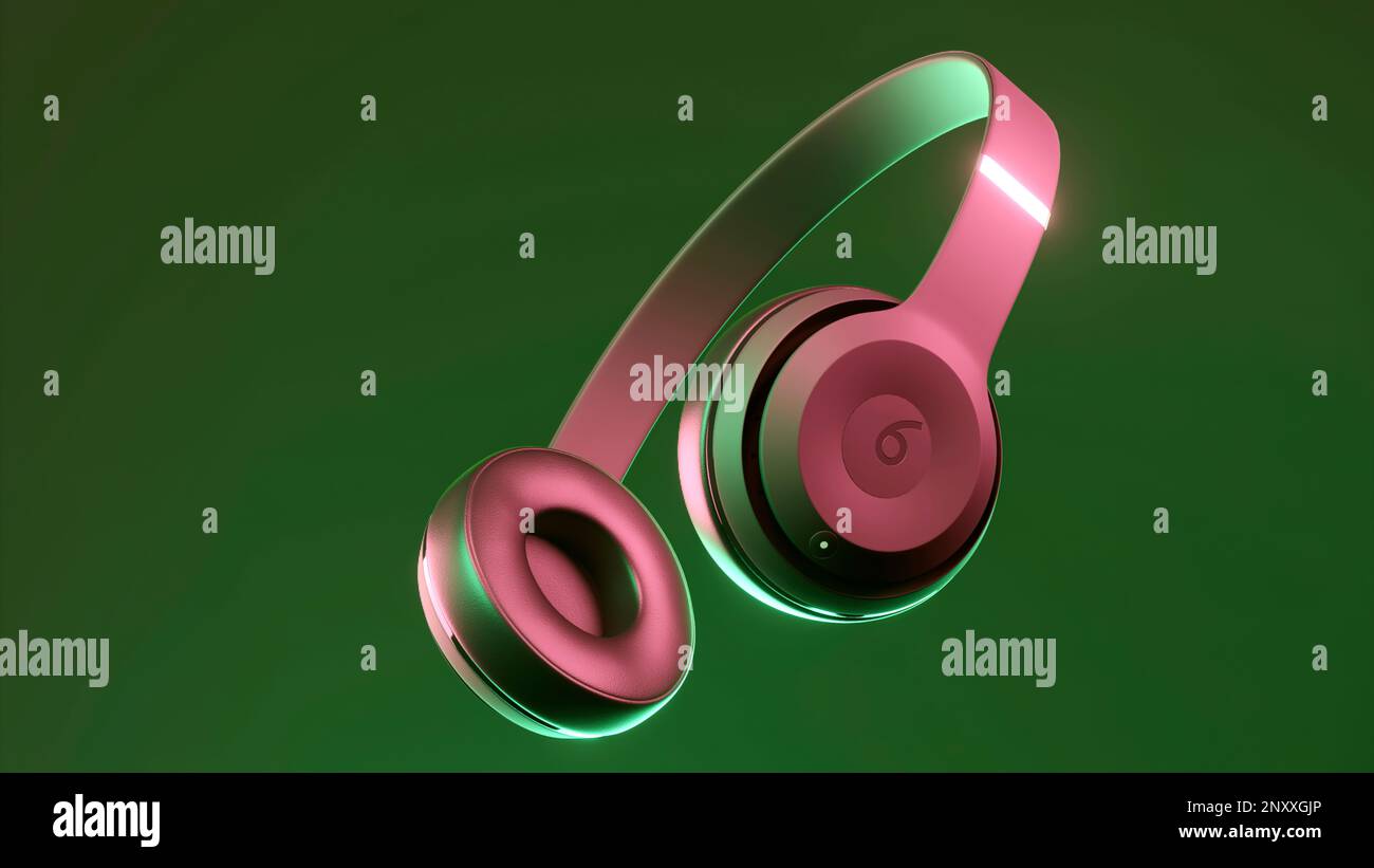 Abstract rotating headphones. Design. Beats Electronics, monster beats ...