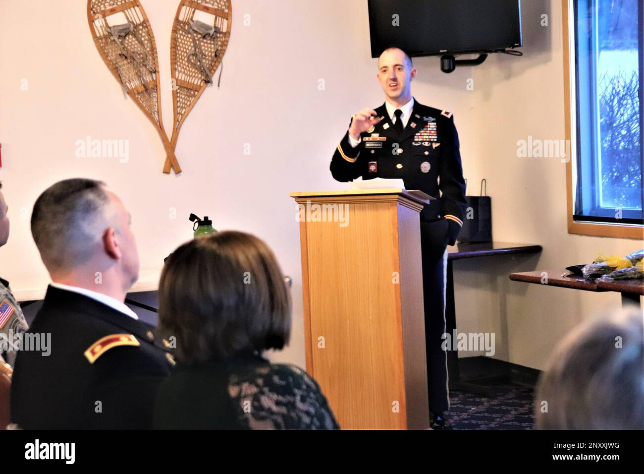 Col stephen messenger hi-res stock photography and images - Alamy