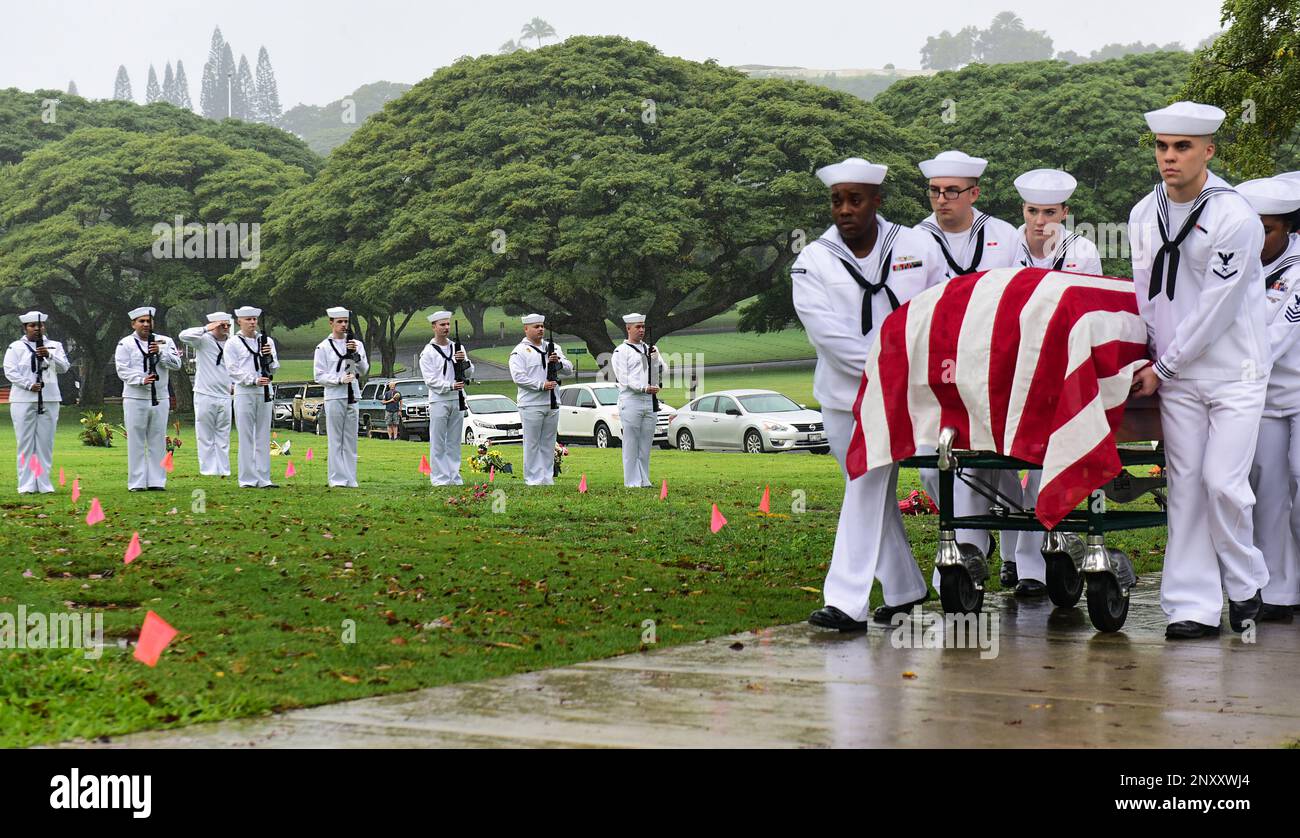 U.S. Navy Sailors assigned to U.S. Navy Region Hawaii and Defense POW ...
