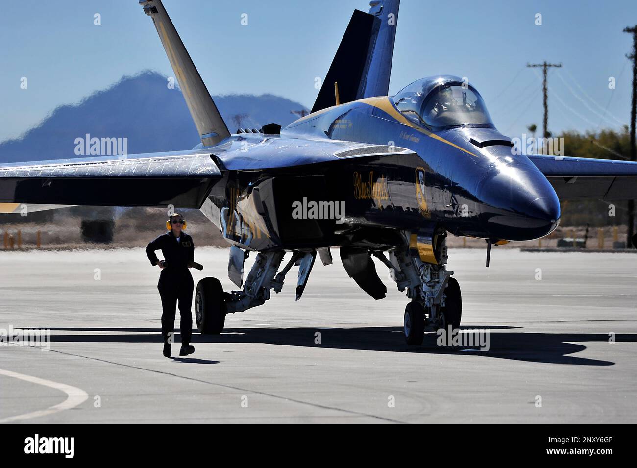 Lt scott goossens hi-res stock photography and images - Alamy