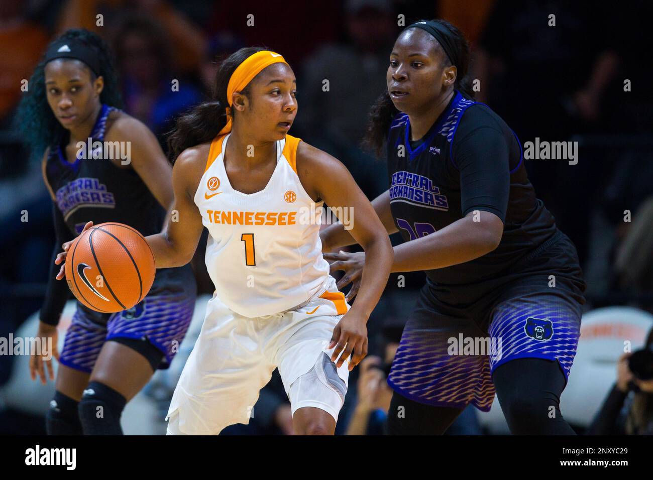 November 30, 2017: Anastasia Hayes #1 of the Tennessee Lady Volunteers ...