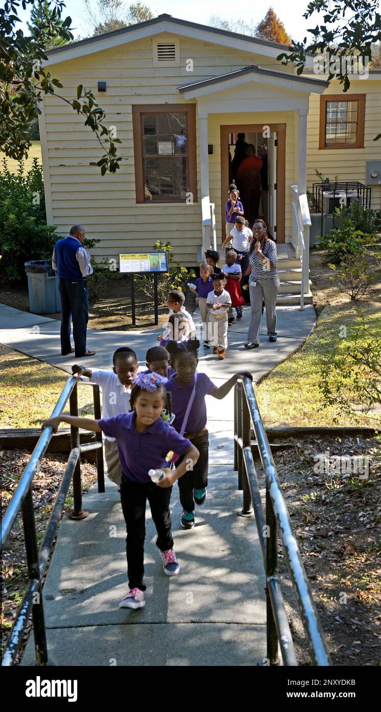 Kindergarten students from East Broad Elementary in Savannah, Ga ...