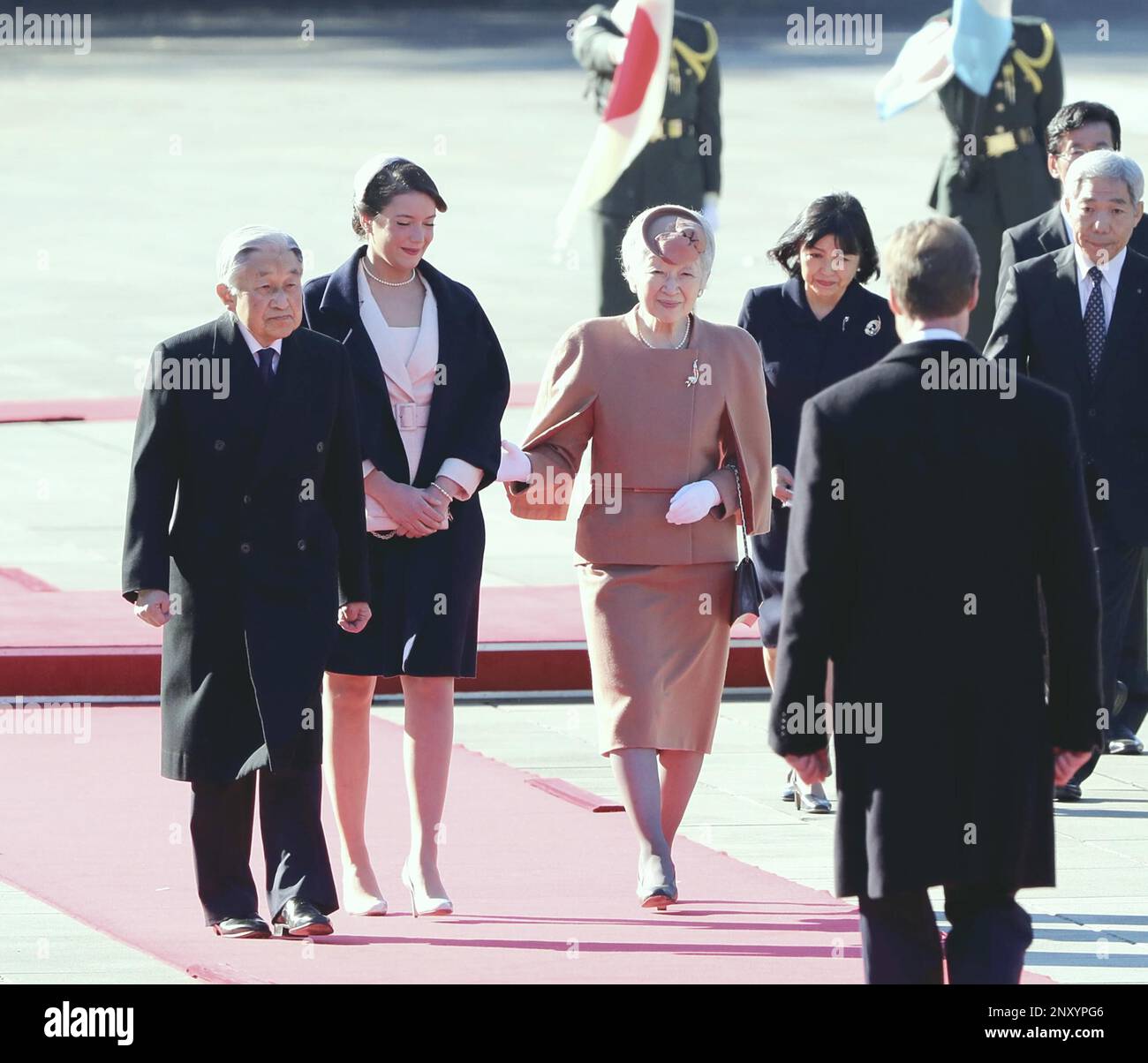 (L to R) Japan's Emperor Akihito, Princess Alexandra, Japan's Empress ...