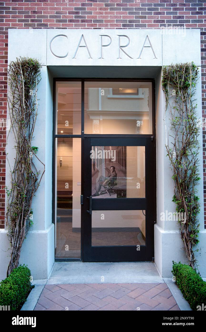 Sony pictures studios building hi-res stock photography and images - Alamy