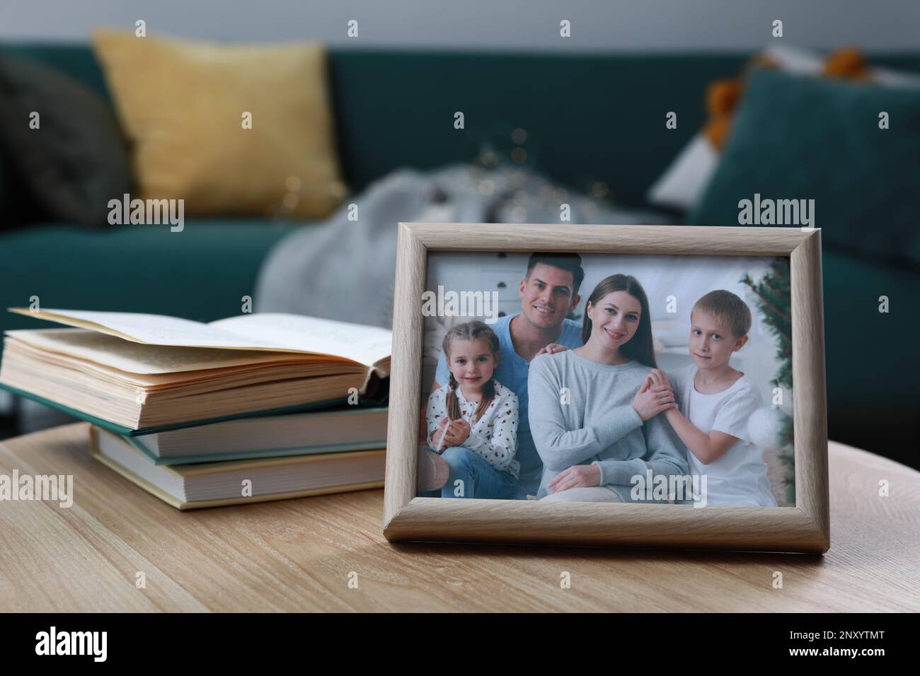 Modern family photo frame on table hi-res stock photography and images ...
