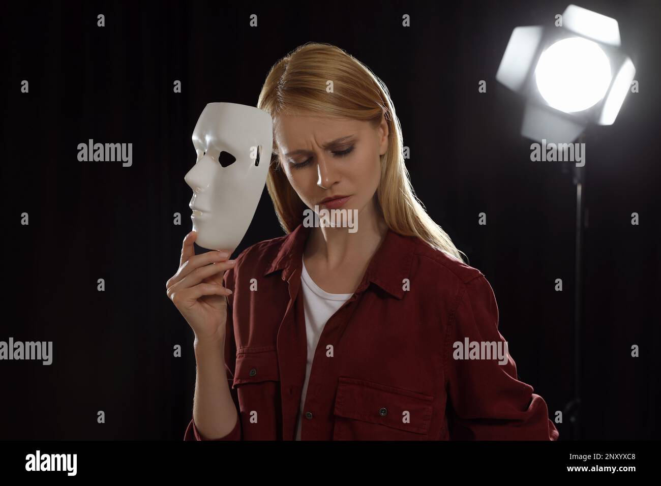 Actress audition caucasian hi-res stock photography and images - Alamy