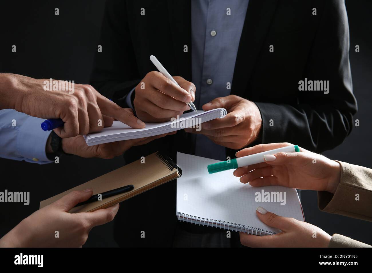 Autograph note hi-res stock photography and images - Alamy