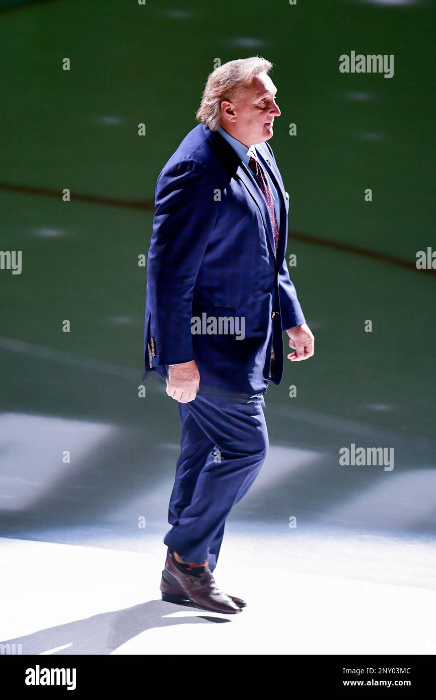 November 24th, 2017:.Dallas Stars Jere Lehtinen has his jersey retired ...