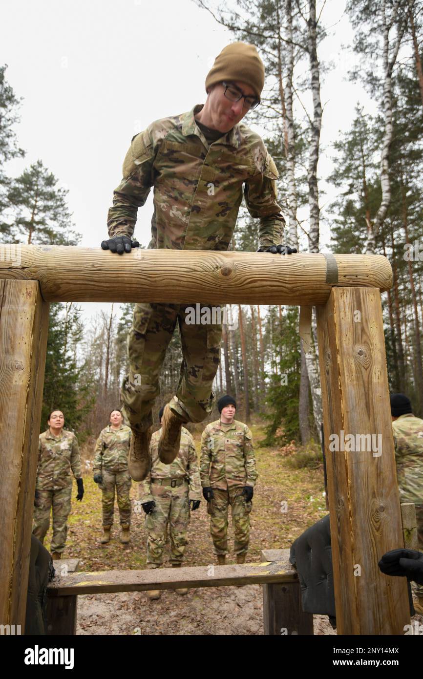 U.S. Soldiers assigned to Alpha Company, 307th Military Intelligence ...