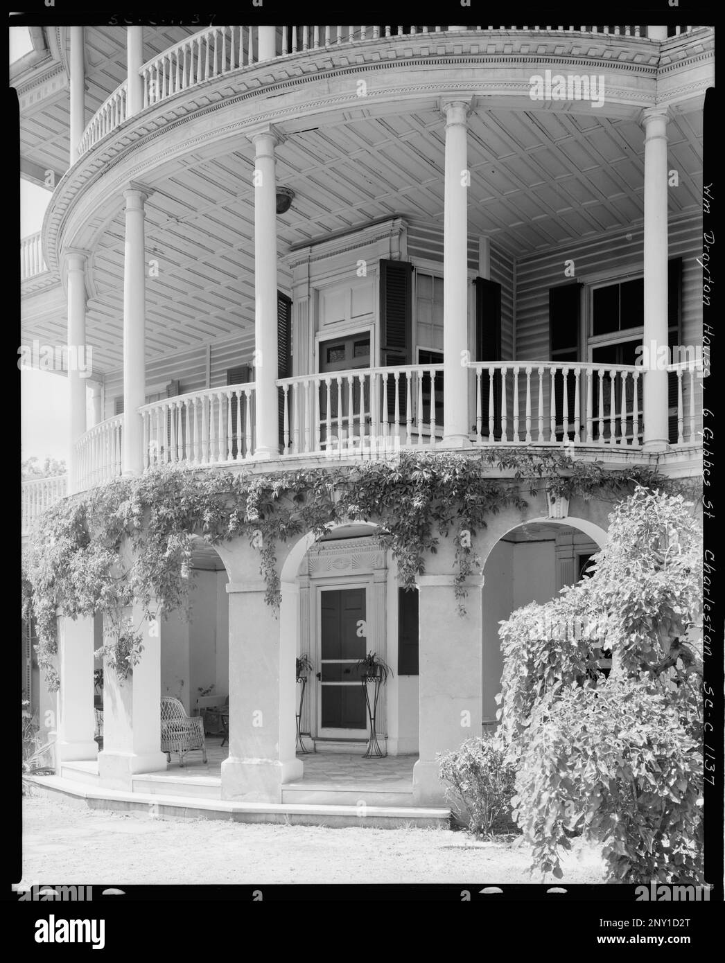 Drayton house Black and White Stock Photos & Images - Alamy