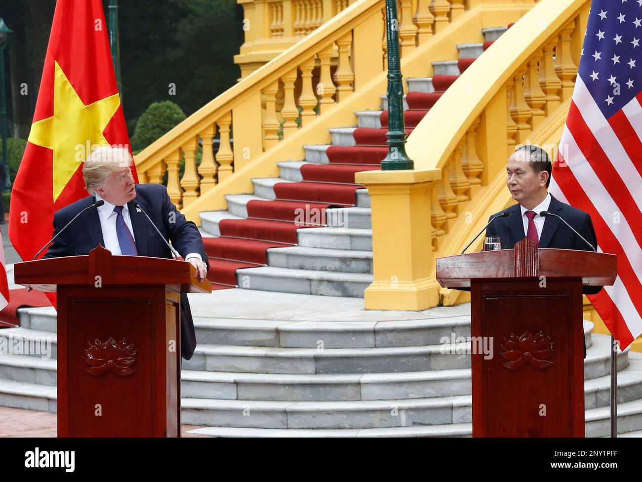U.S. President Donald Trump, left, and Vietnam's President Tran Dai ...