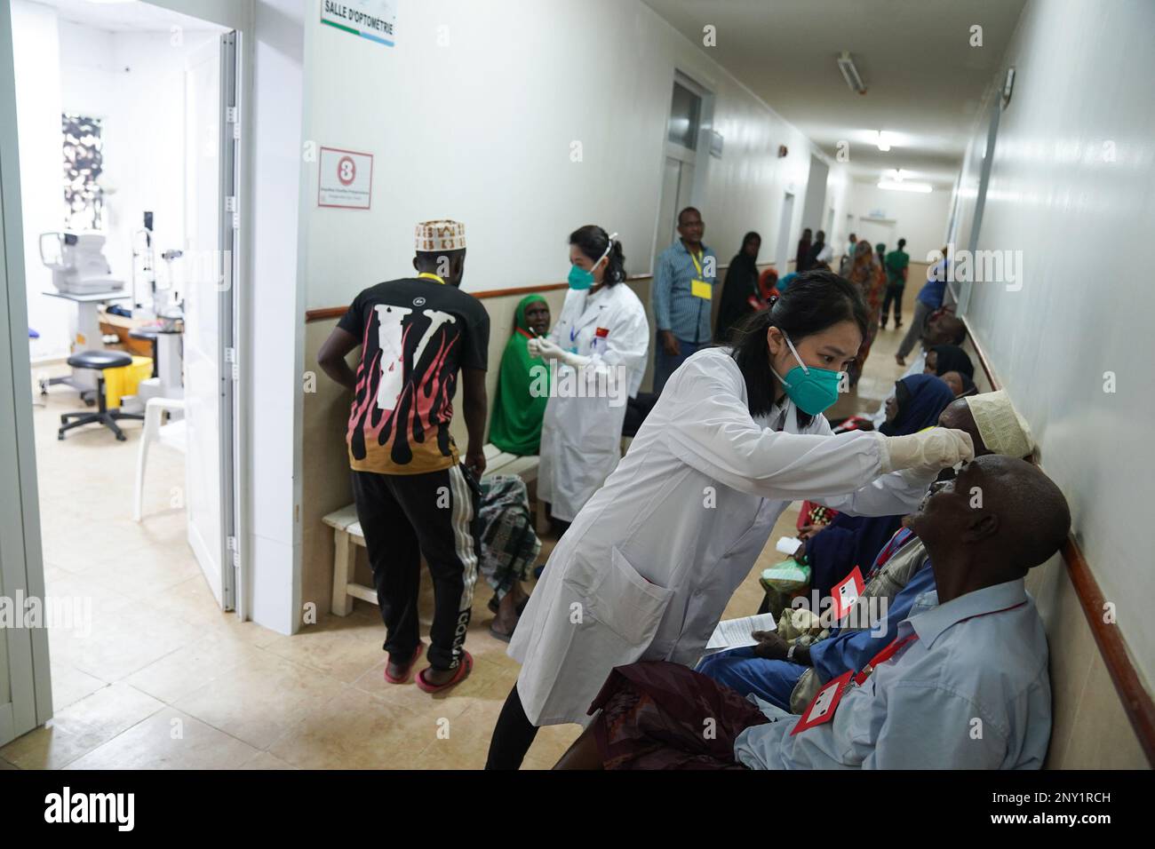 (230302) -- DJIBOUTI CITY, March 2, 2023 (Xinhua) -- A member of a ...