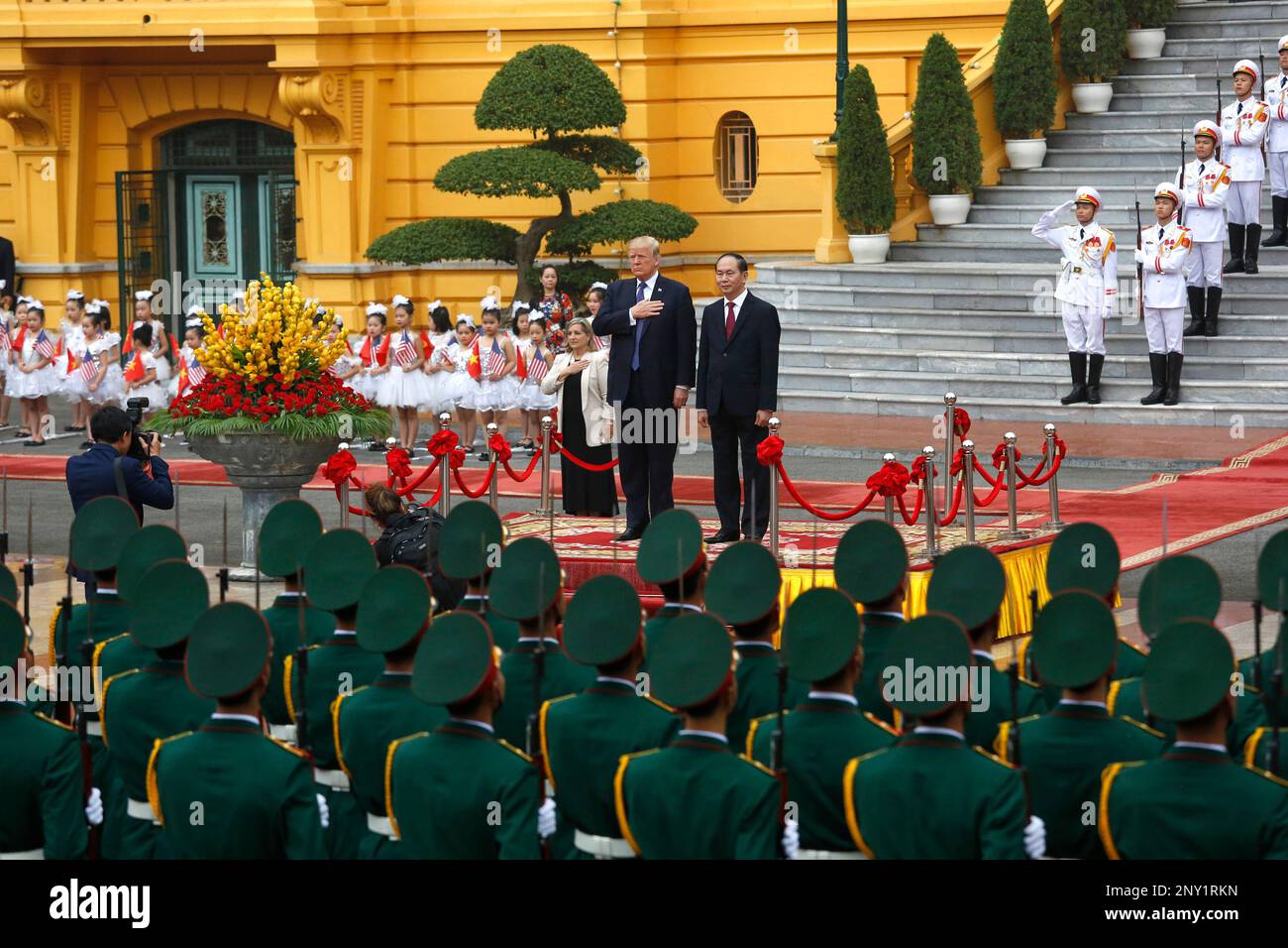 U.S. President Donald Trump, left, and Vietnam's President Tran Dai ...