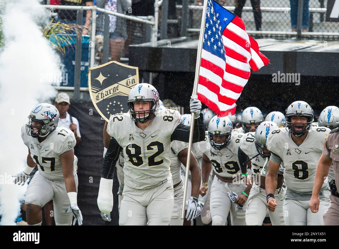 November 11, 2017 - Orlando, FL, U.S: UCF Knights long snapper Rory ...