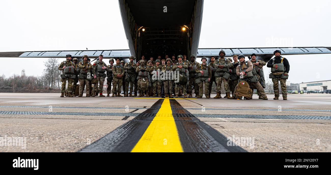 U.S. Air Force Airmen assigned to the 435th Air Ground Operations Wing ...