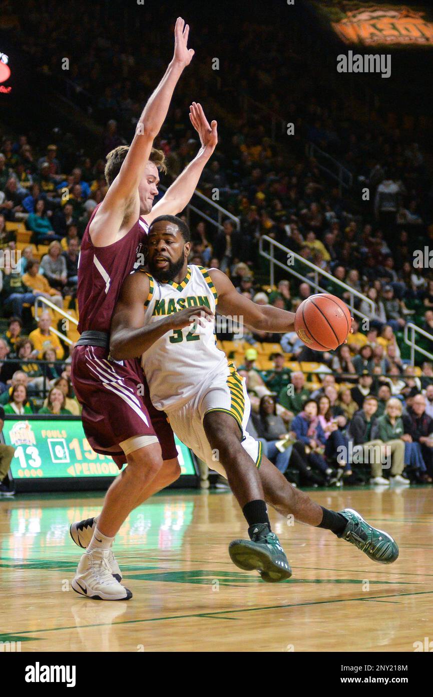 November 10, 2017 - IAN BOYD (32) charges around ALEX PETRIE (21 ...