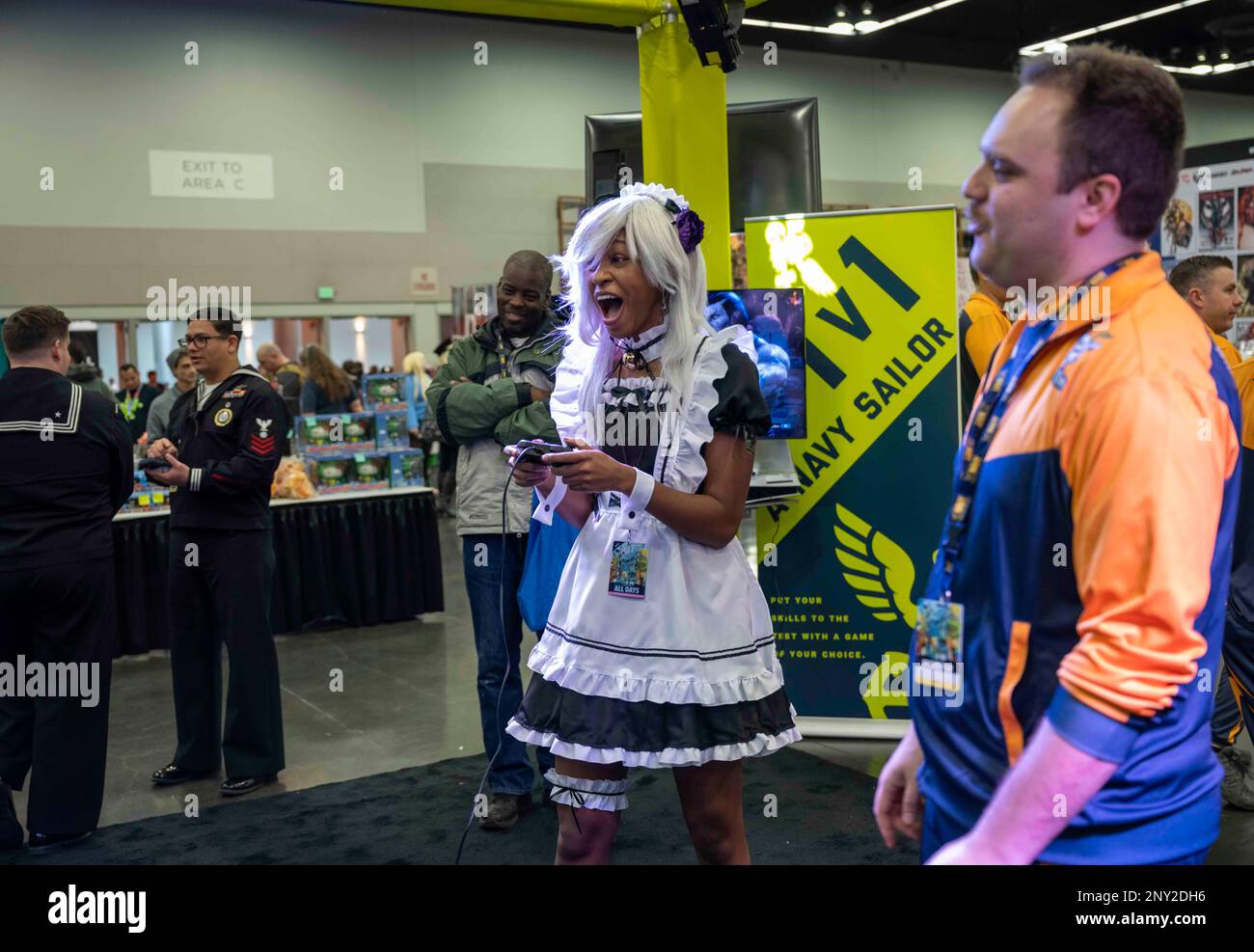 Members of the Navy’s esports team, Goats & Glory, take part in FAN ...