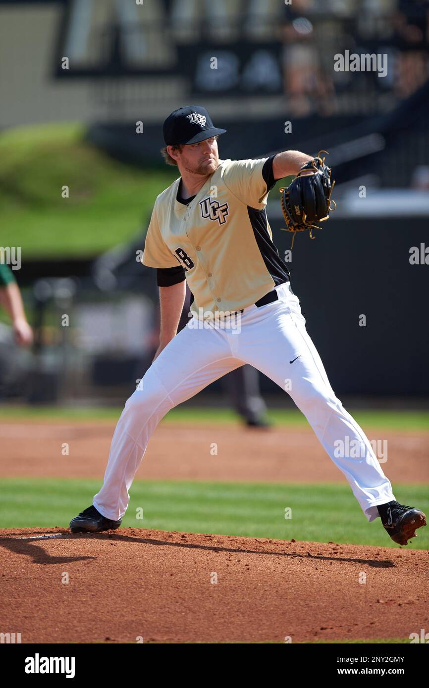 UCF Knights starting pitcher Nick McCoy (28) delivers a pitch during a ...