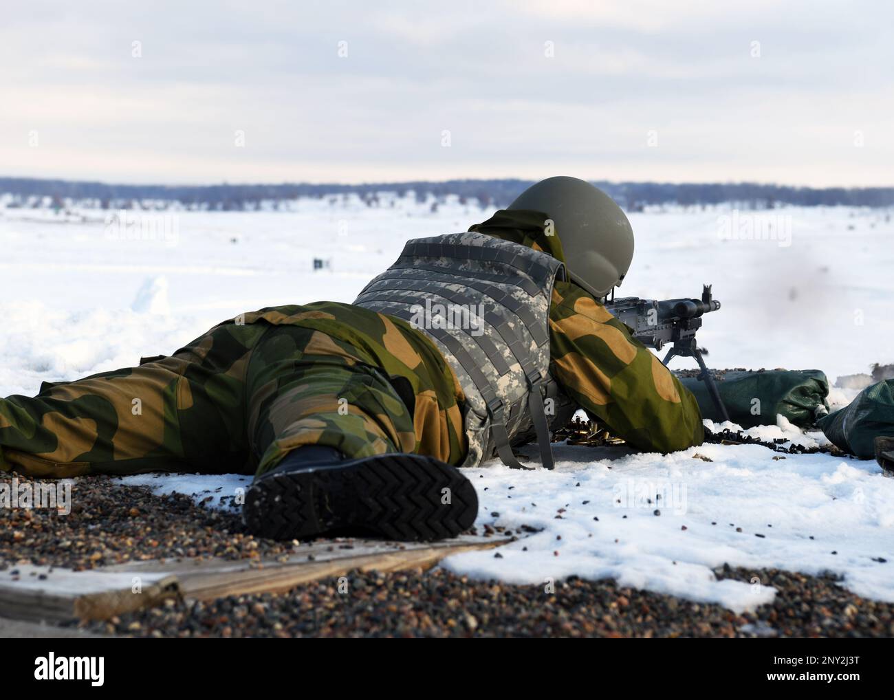 Members of the Norwegian Home Guard conduct crew served weapons ...