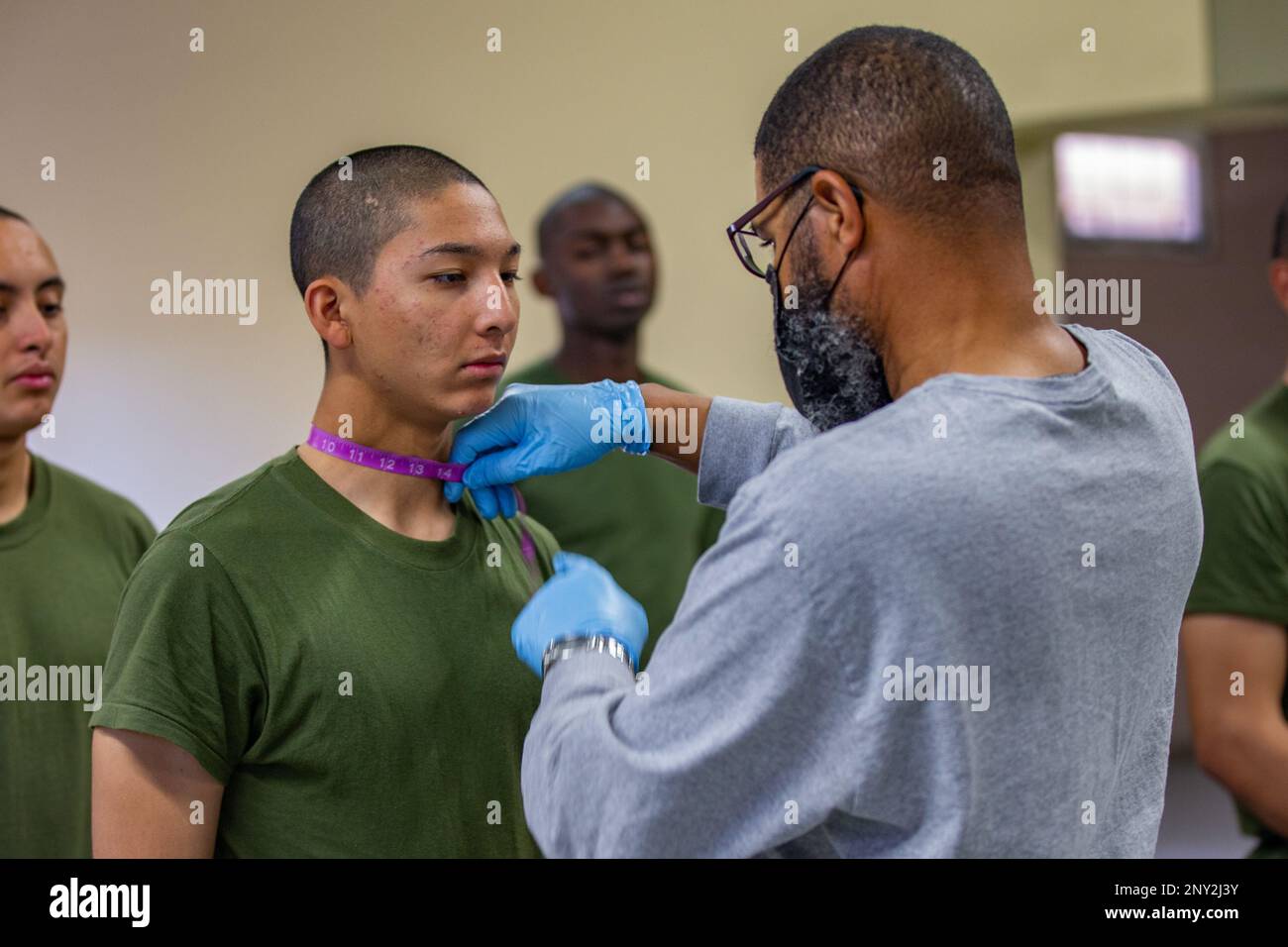A U.S. Marine Corps recruit with Mike Company, 3rd Recruit Training ...