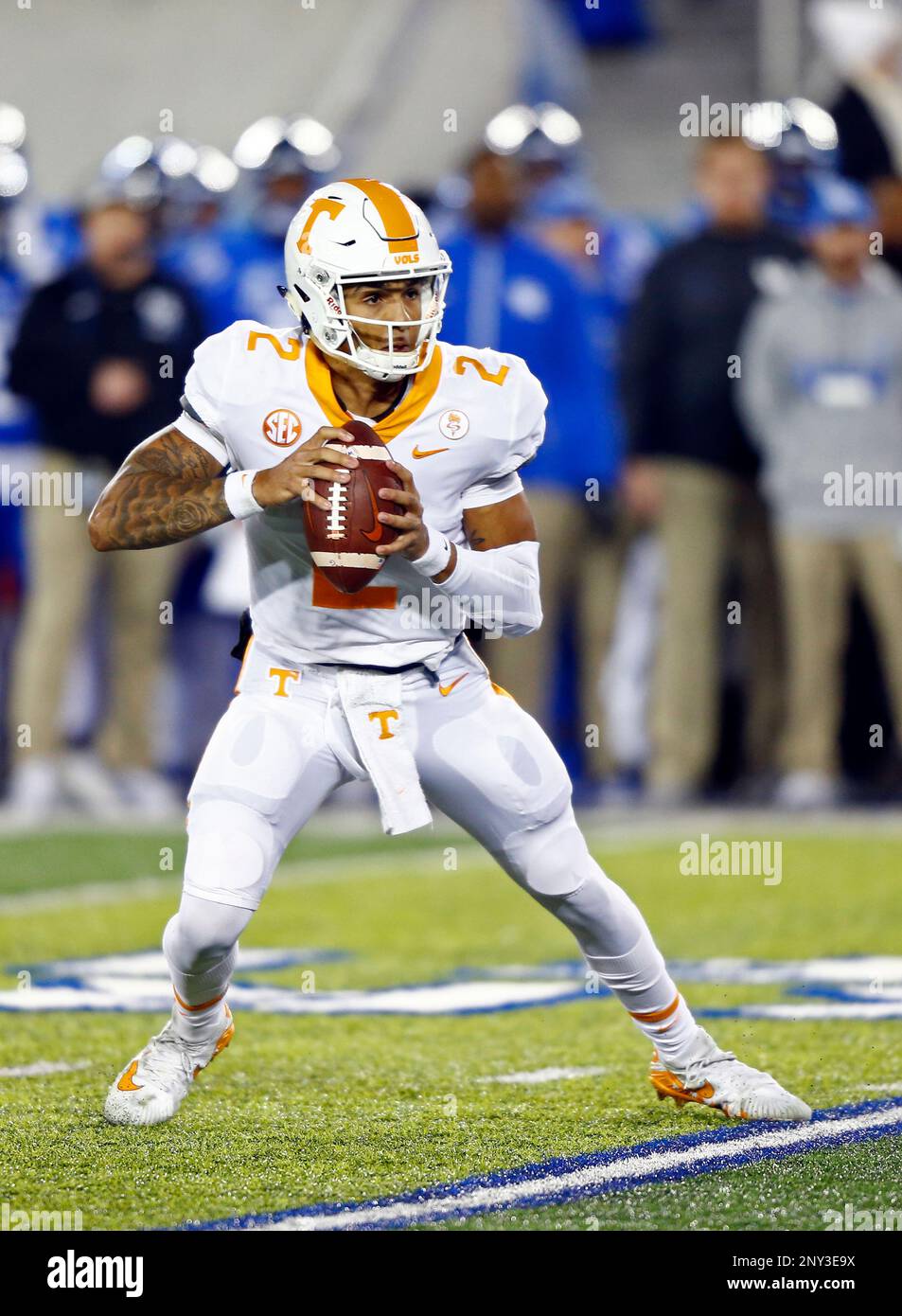 Tennessee quarterback Jarrett Guarantano (2) looks for a receiver ...