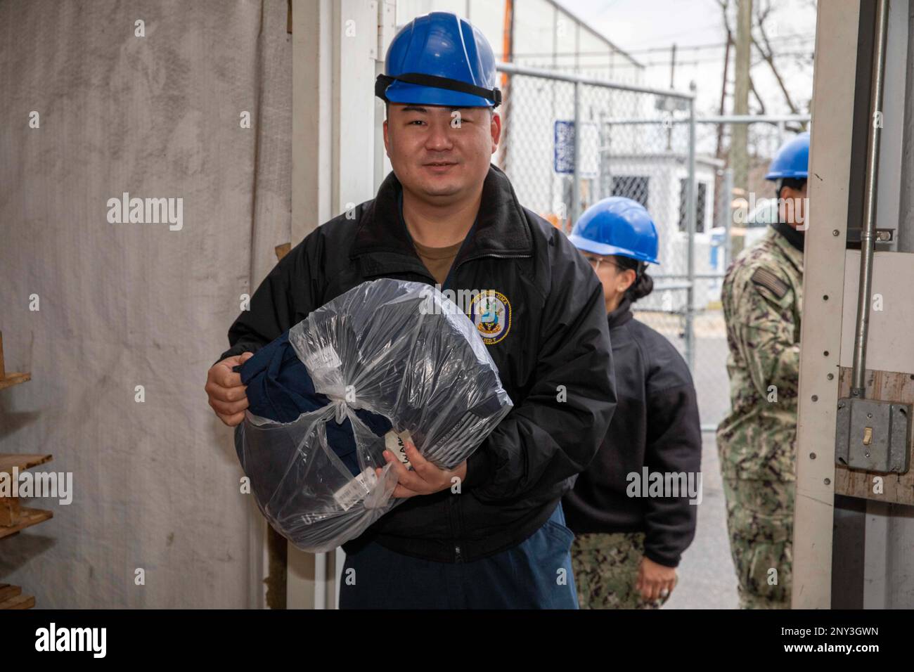 NORFOLK (January 9, 2023) – Retail Specialist Second Class Xiaowen Wang ...