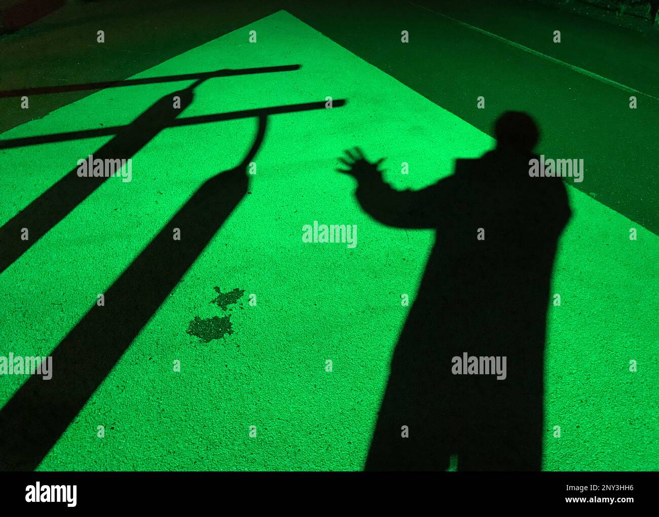 Black silhouette people vector hi-res stock photography and images - Alamy