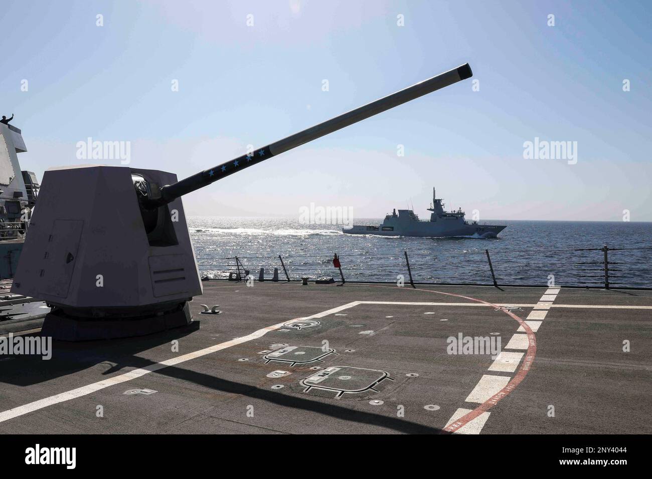 Pakistan navy hi-res stock photography and images - Alamy