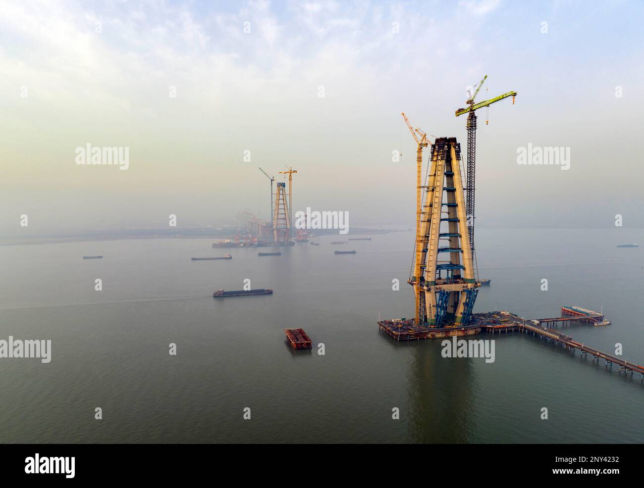 TAIZHOU, CHINA - MARCH 2, 2023 - Aerial photo workers work at the ...