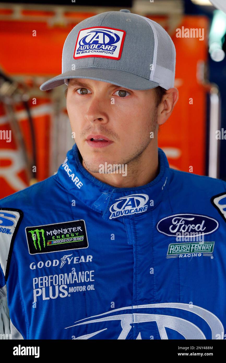 Trevor Bayne, Roush Fenway Racing, AdvoCare Ford Fusion during practice ...