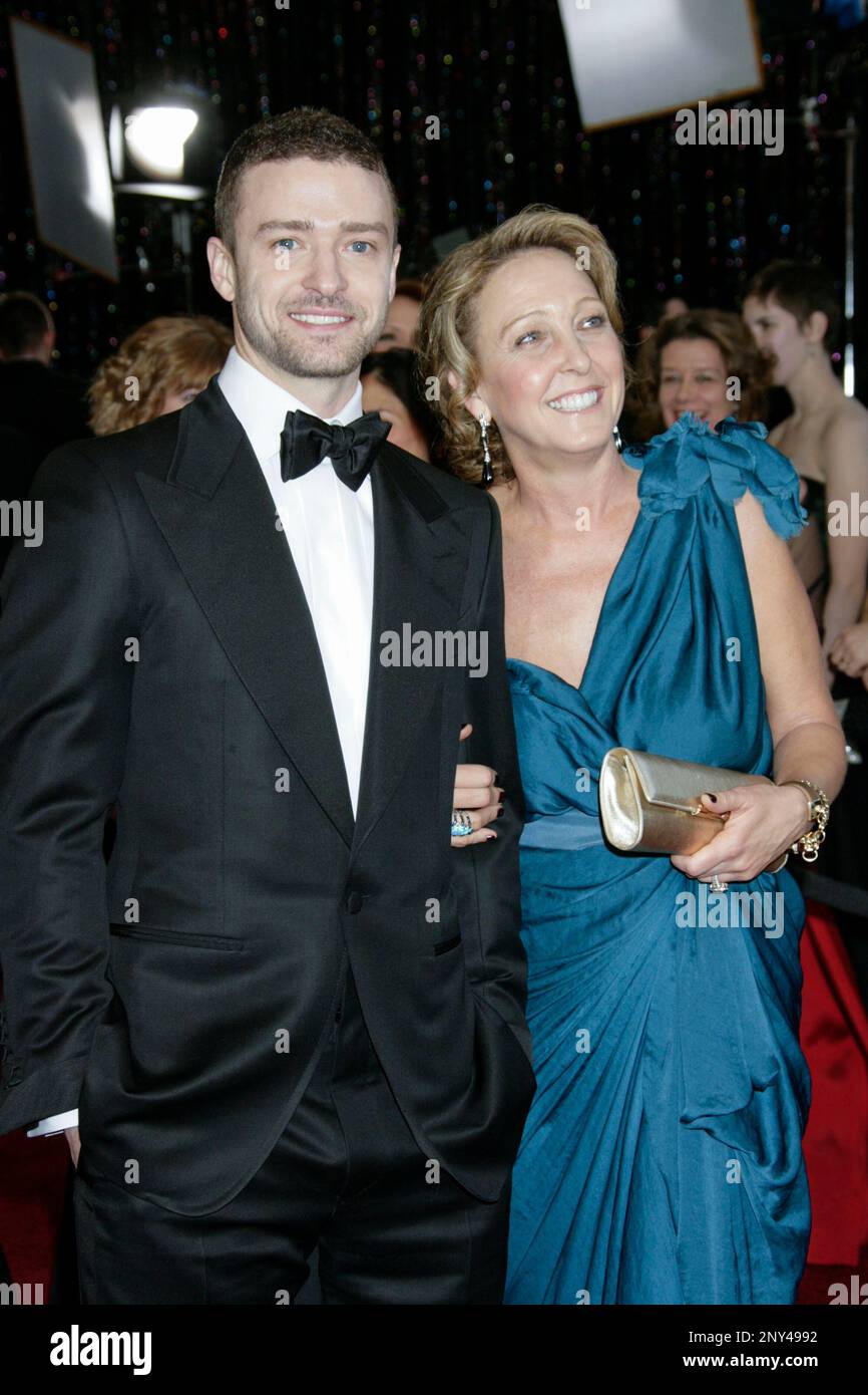 Justin Timberlake Mom Nerium