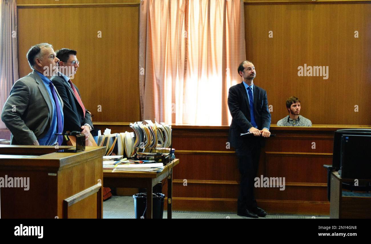 From left, Assistant District Attorney Tom Brant, Assistant District ...