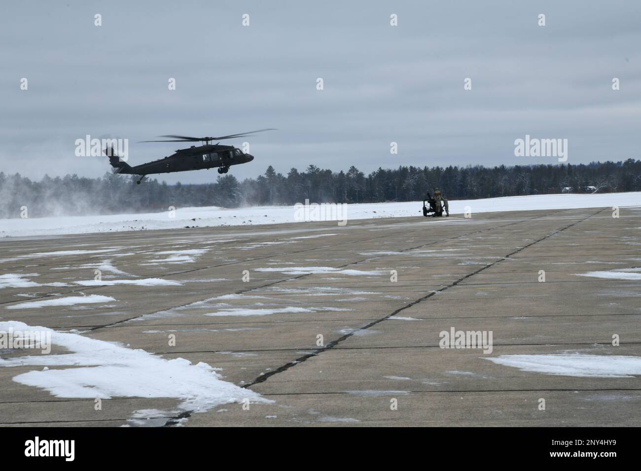 A team of soldiers from the 1-120th Field Artillery Regiment, Wisconsin ...