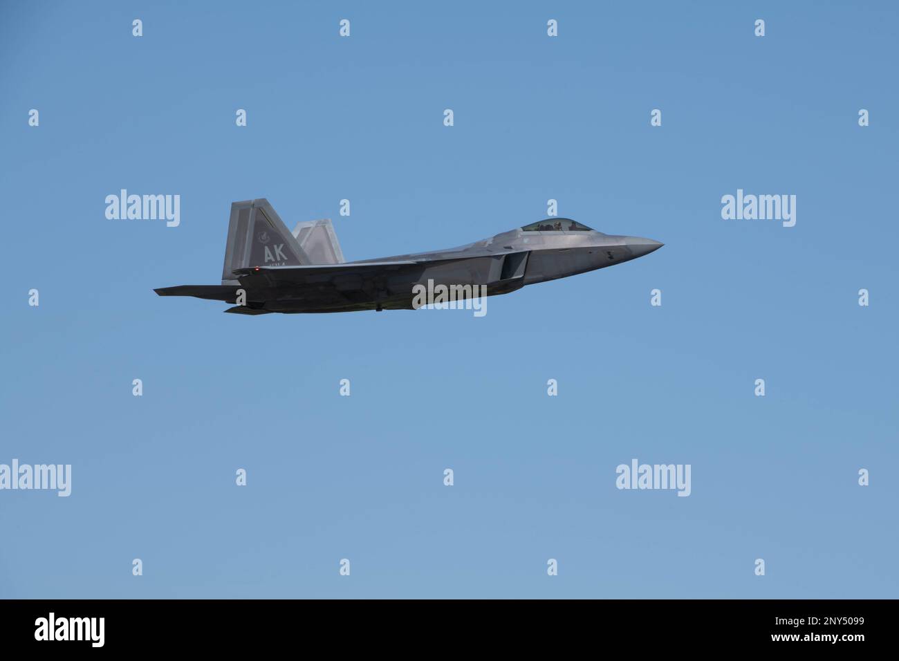 A U.S. Air Force 525th Expeditionary Fighter Squadron F-22A Raptor ...