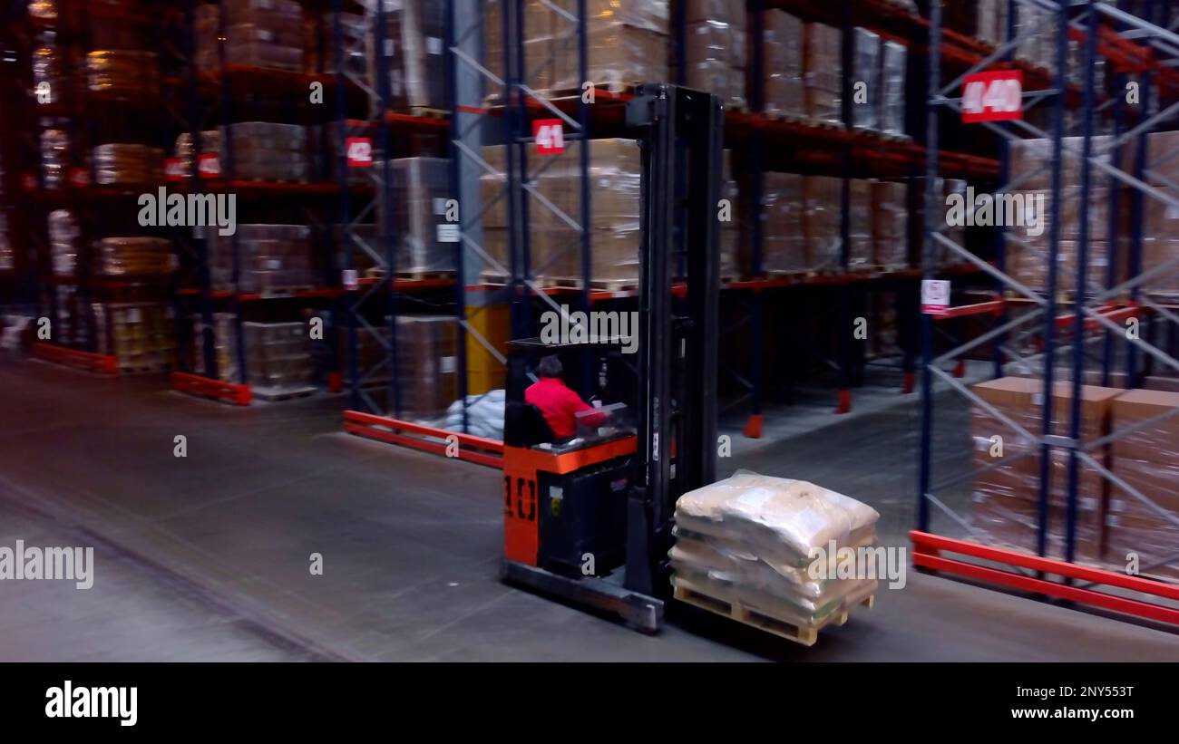 Supermarket concept store belgrade hi-res stock photography and images ...