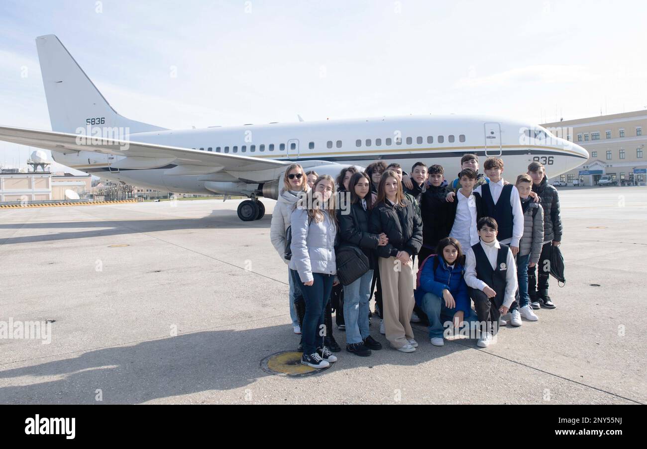 230210-N-IE405-1245 NAVAL SUPPORT ACTIVITY NAPLES, Italy (Feb. 10, 2023 ...