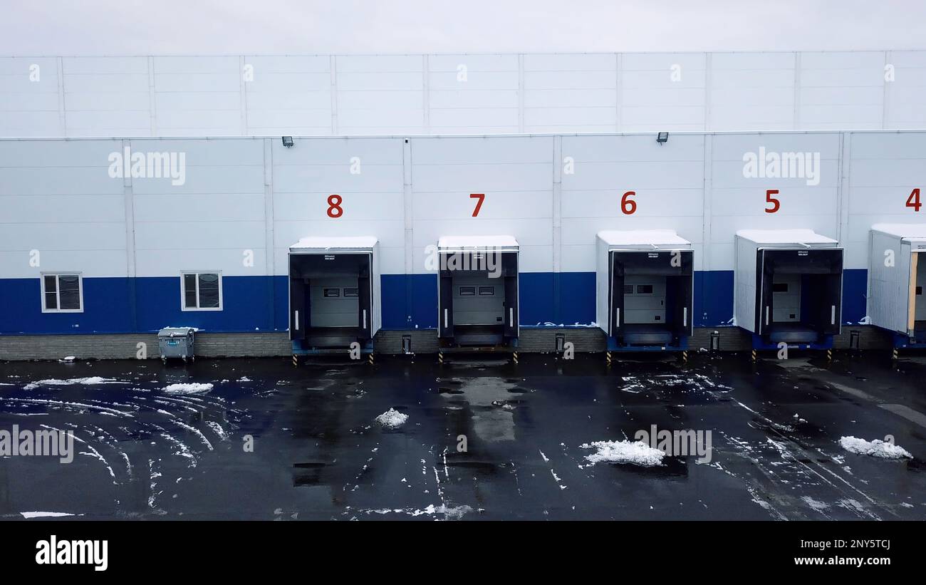 Automatic car parking work 4k hi-res stock photography and images - Alamy