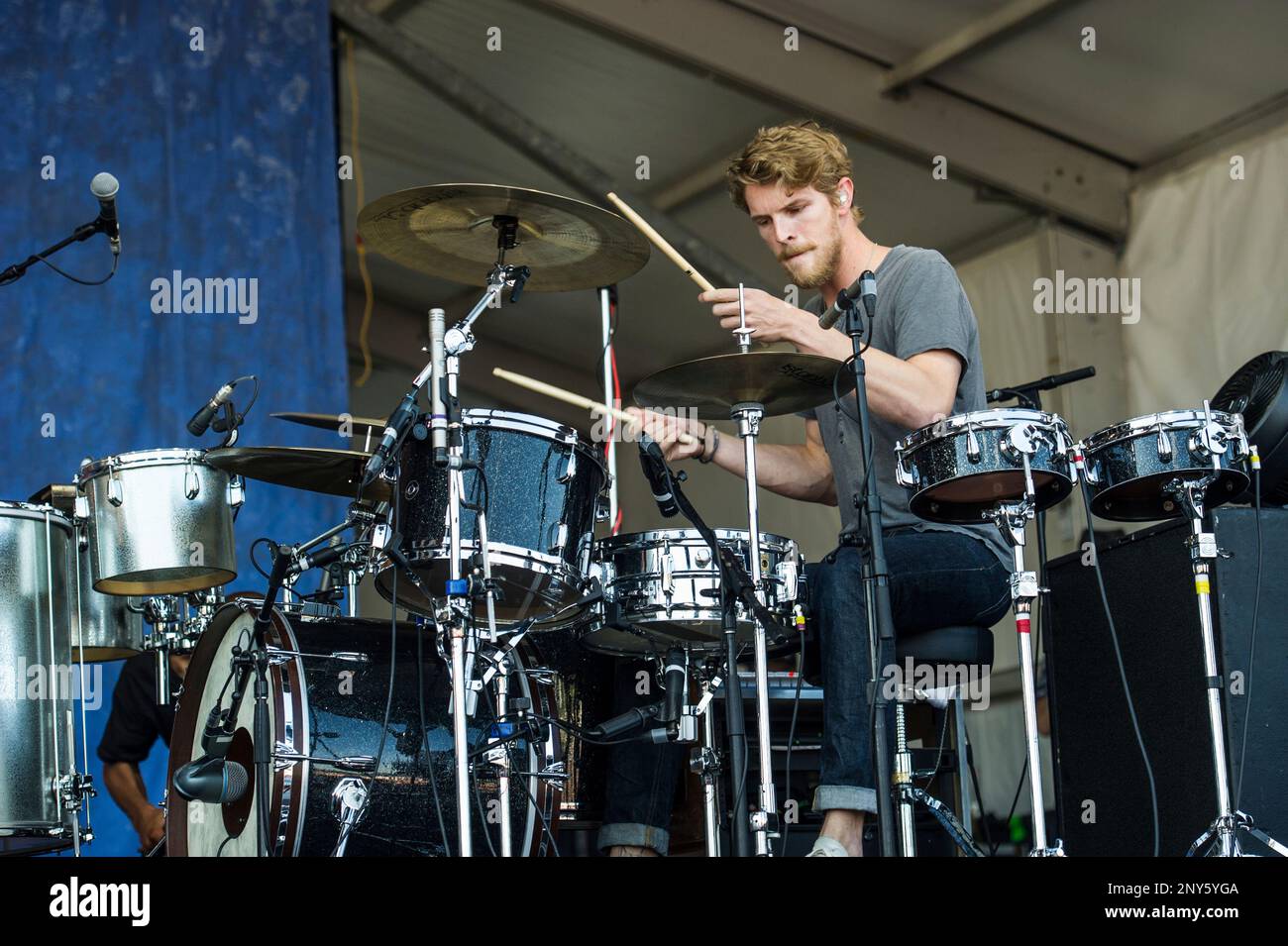 Mark Pontius of Foster the People performs during the New Orleans Jazz ...