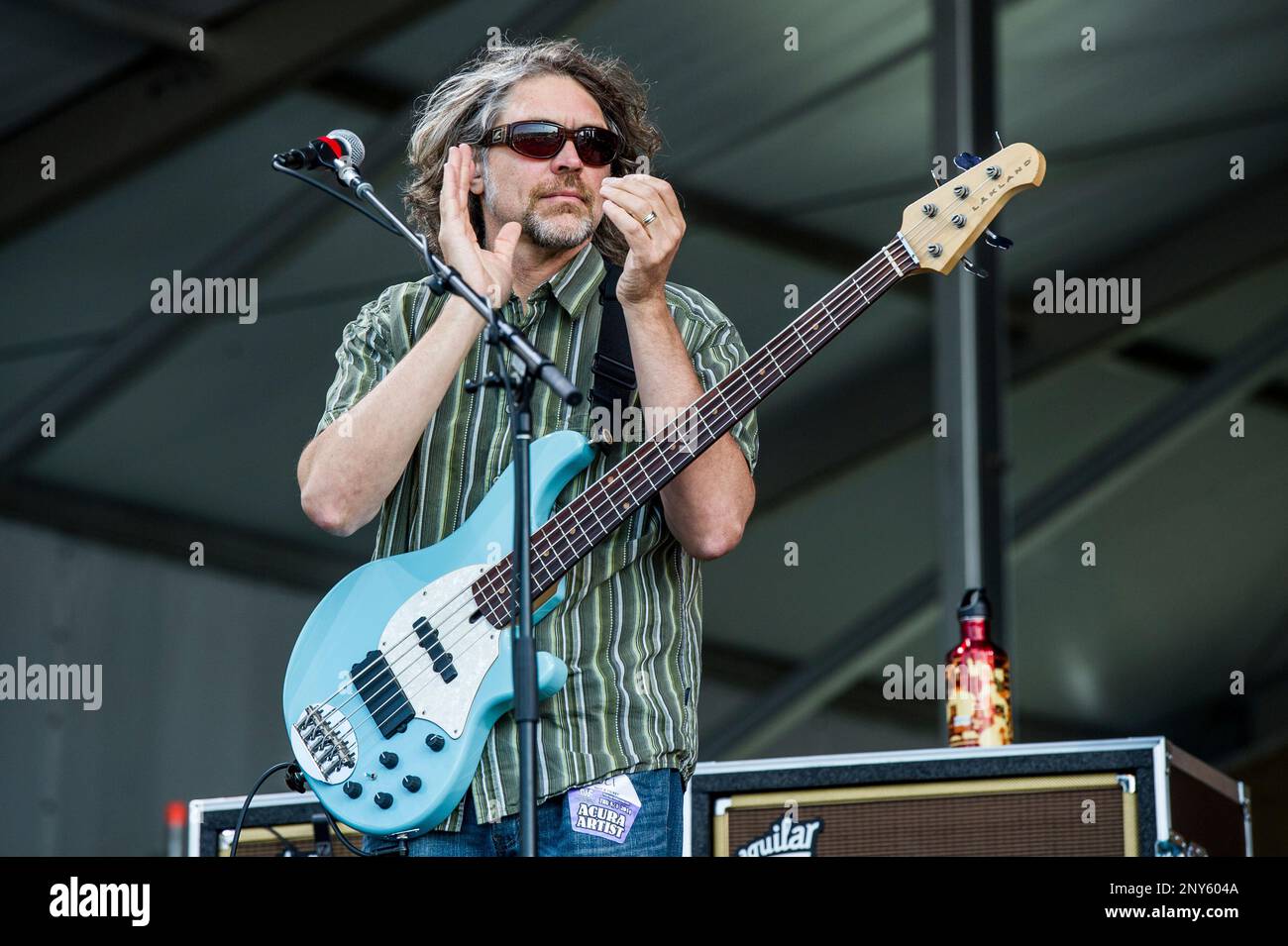 Keith Moseley of The String Cheese Incident performs during the New ...