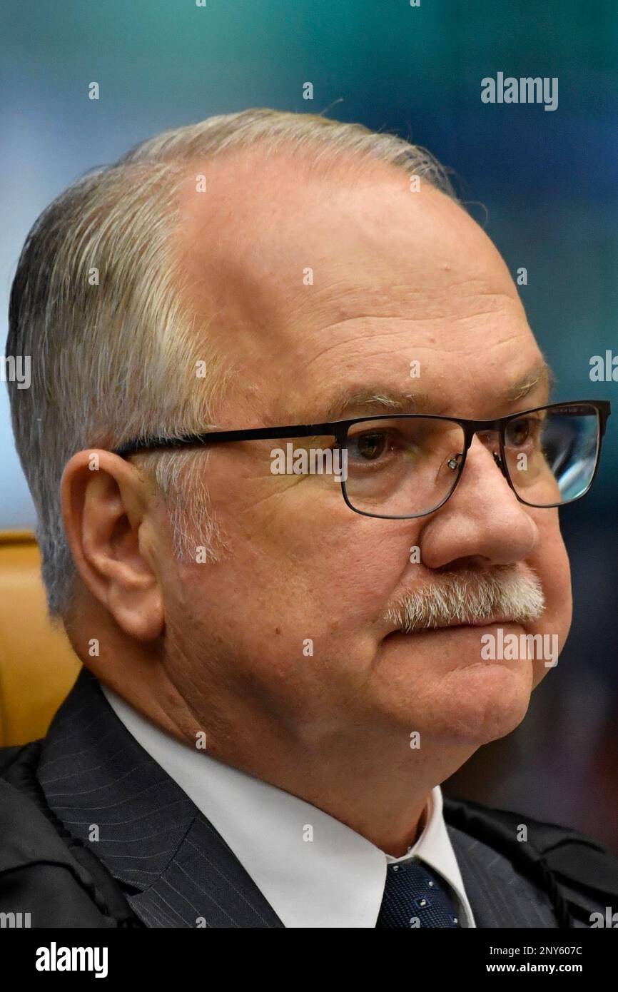 DF - Brasilia - 11/10/2017 - STF judges on dismissal of ...