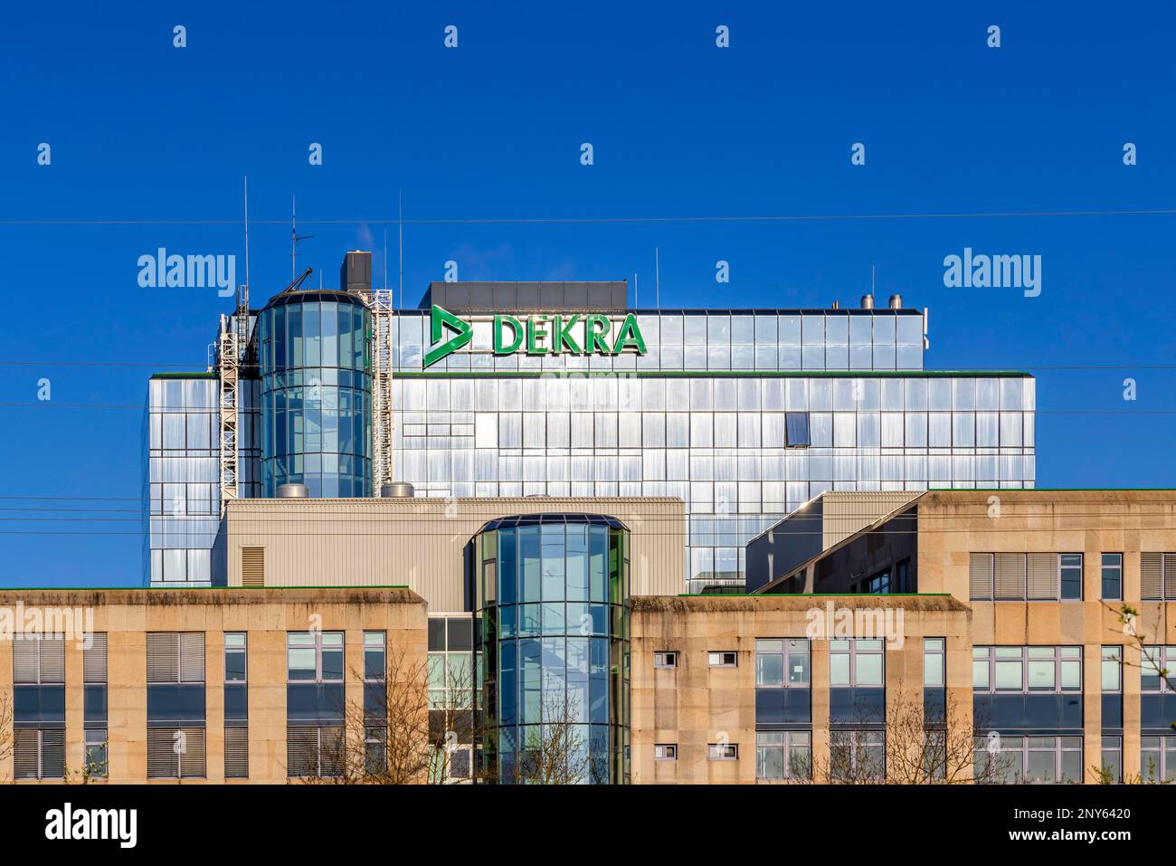 Exterior view of the company building hi-res stock photography and ...