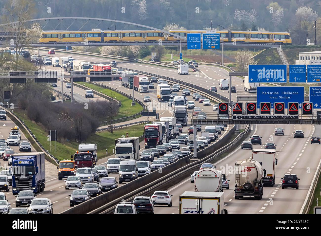 Multi lane motorway hi-res stock photography and images - Alamy