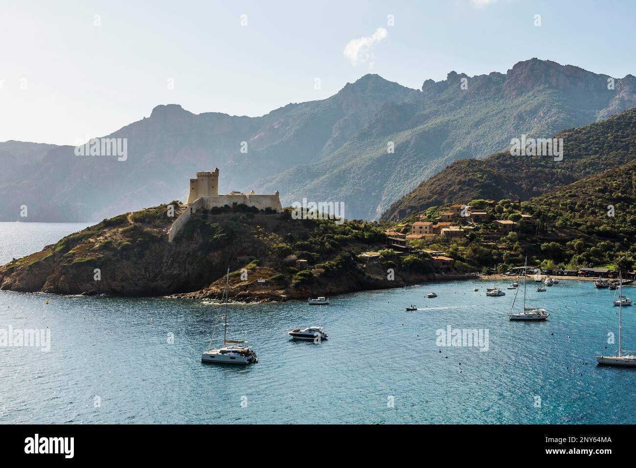 Rocky coast, Bay of Girolata, Girolata, La Scandola, UNESCO World ...