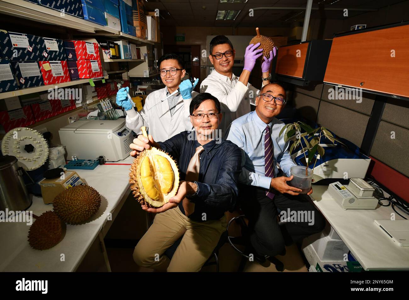 Scientists from the Humphrey Oei Institute of Cancer Research at the ...