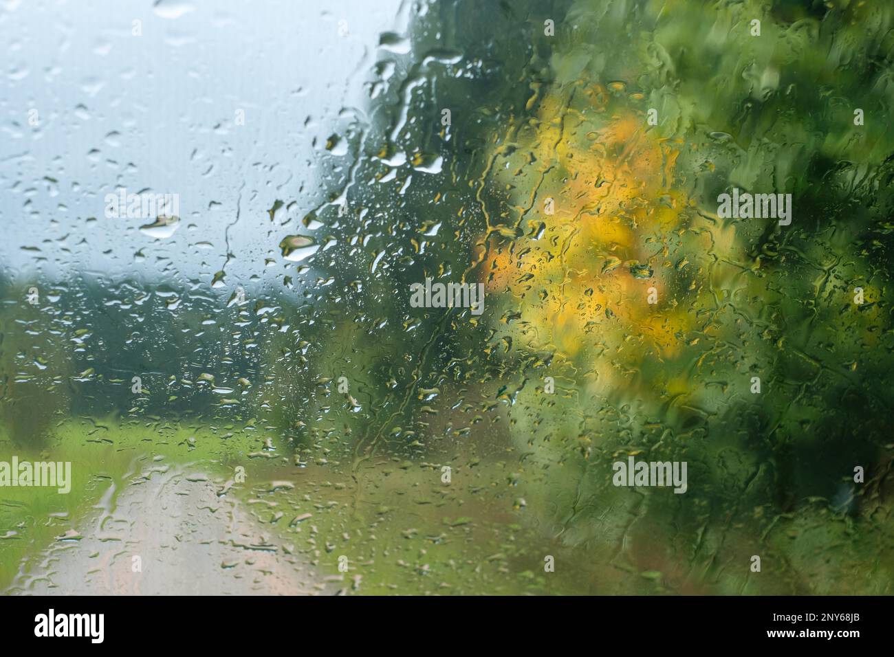 Bad weather window hi-res stock photography and images - Alamy