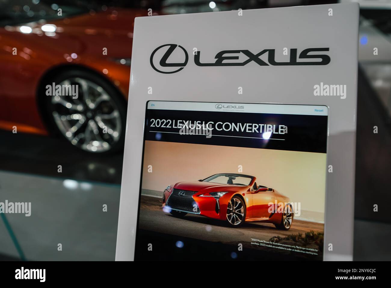 Lexus convertible hi-res stock photography and images - Alamy