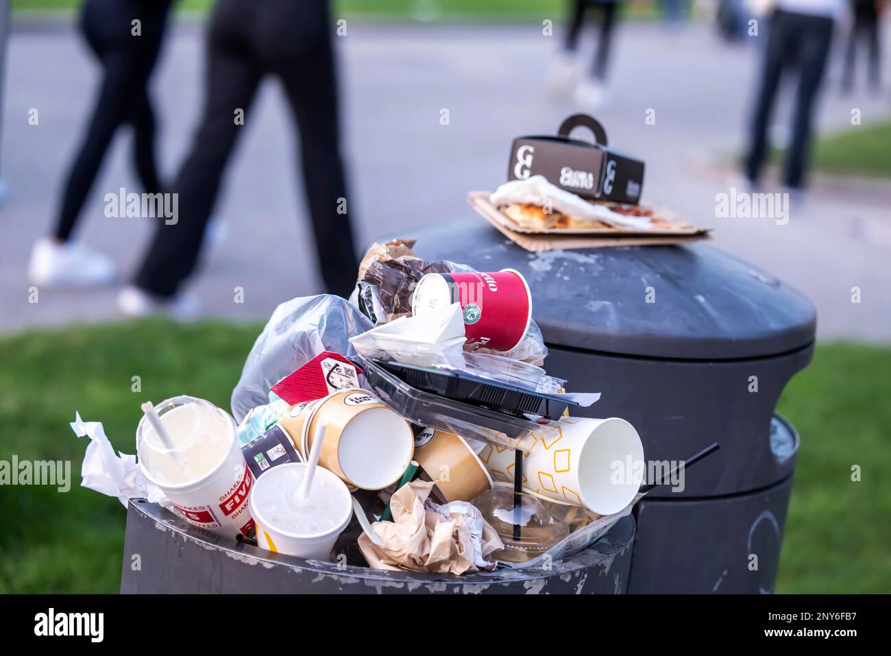 Packaging waste, a waste bin overflows, Stuttgart, Baden-Wuerttemberg ...